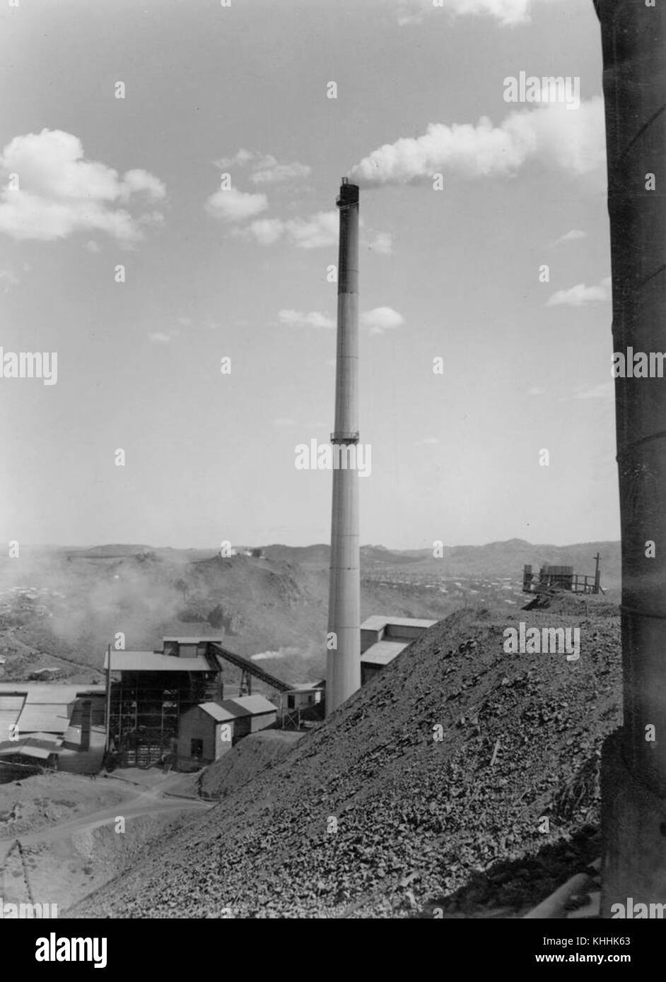 2 297299 Smelting works at Mount Isa Mines, 1954 Stock Photo - Alamy