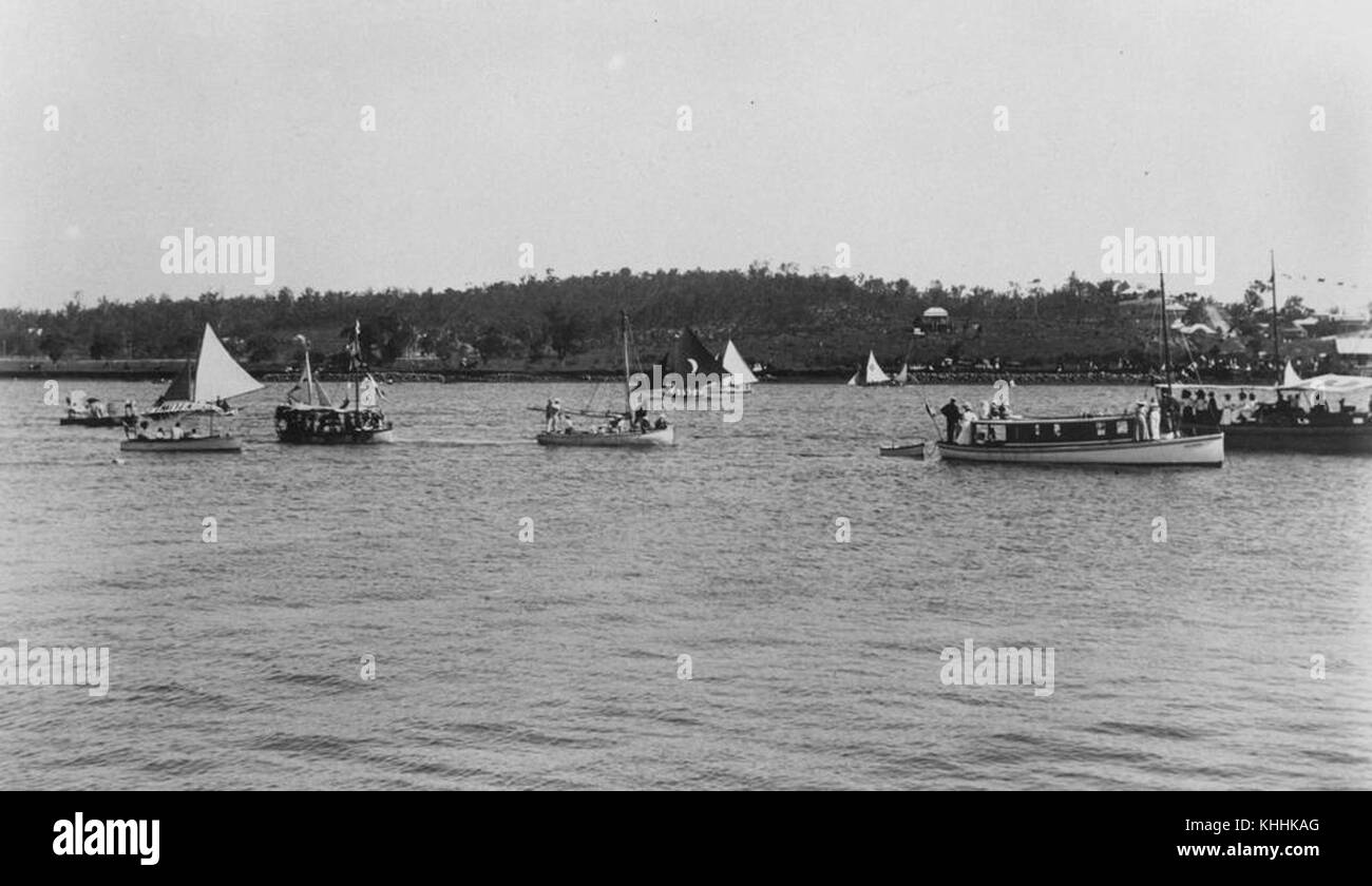 1 292603 Henley on Brisbane sailing regatta, 1909 Stock Photo - Alamy
