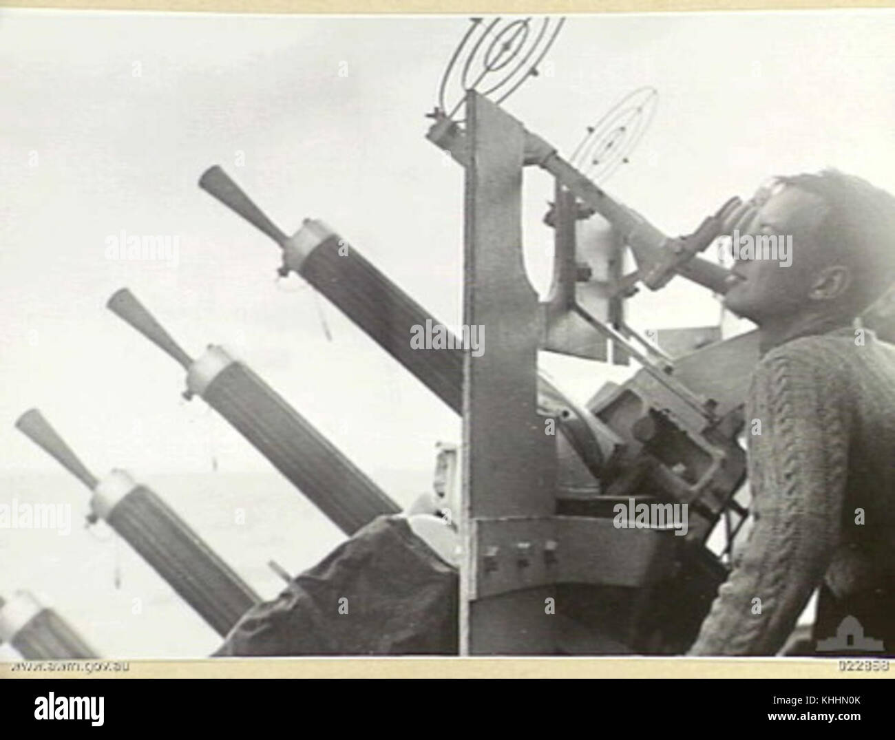 Vickers 50 cal HMAS Napier 1941 AWM 022858 Stock Photo - Alamy