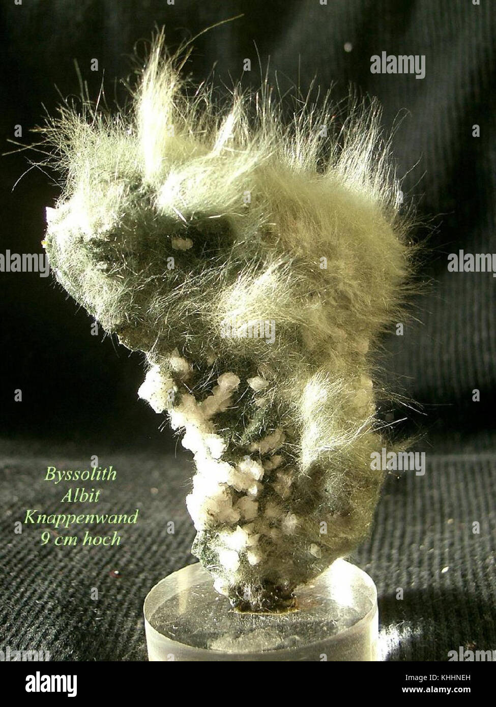 Actinolite (Byssolite), Albite-151372 Stock Photo - Alamy