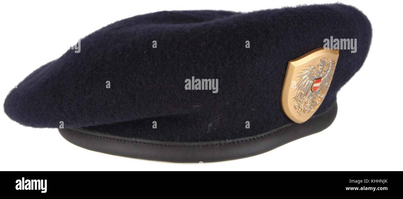 Austrian police forces hi-res stock photography and images - Alamy