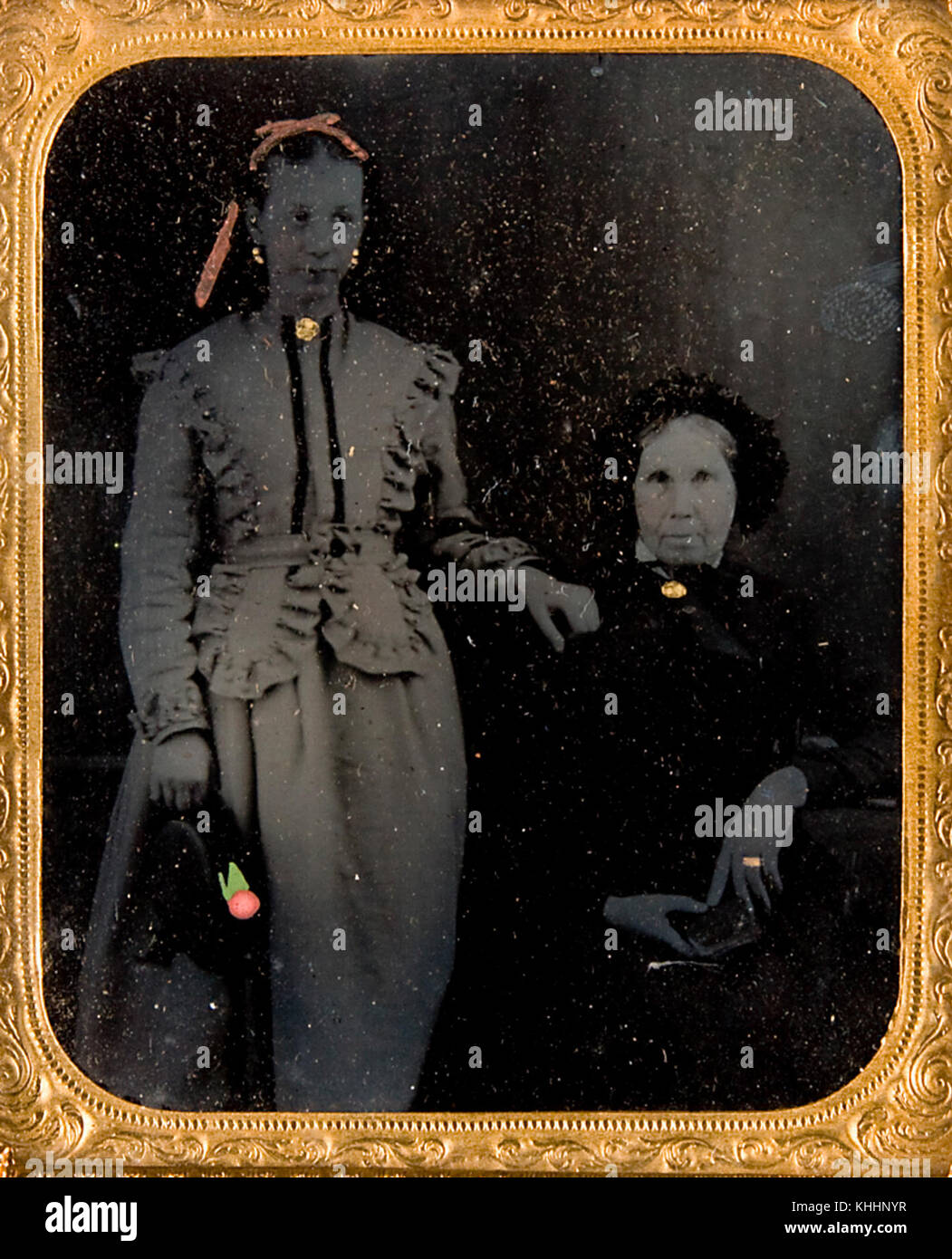 Unidentified women hi-res stock photography and images - Alamy