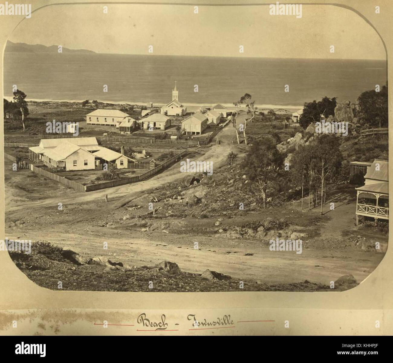 1 234496 Beach and hinterland at Townsville Stock Photo - Alamy