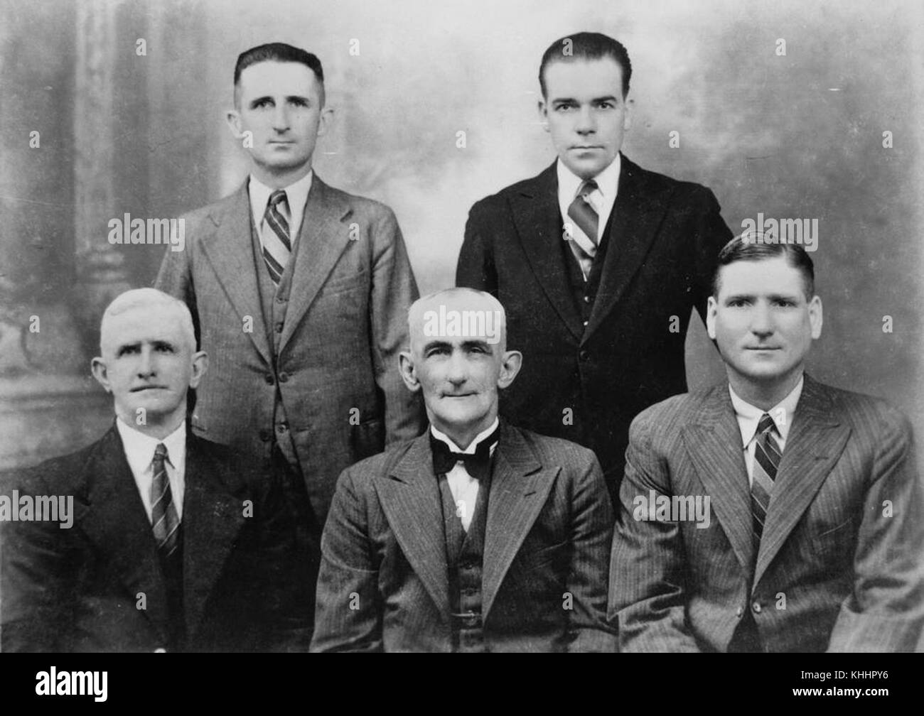 An official portrait of the elected aldermen of the ALP (Australian ...