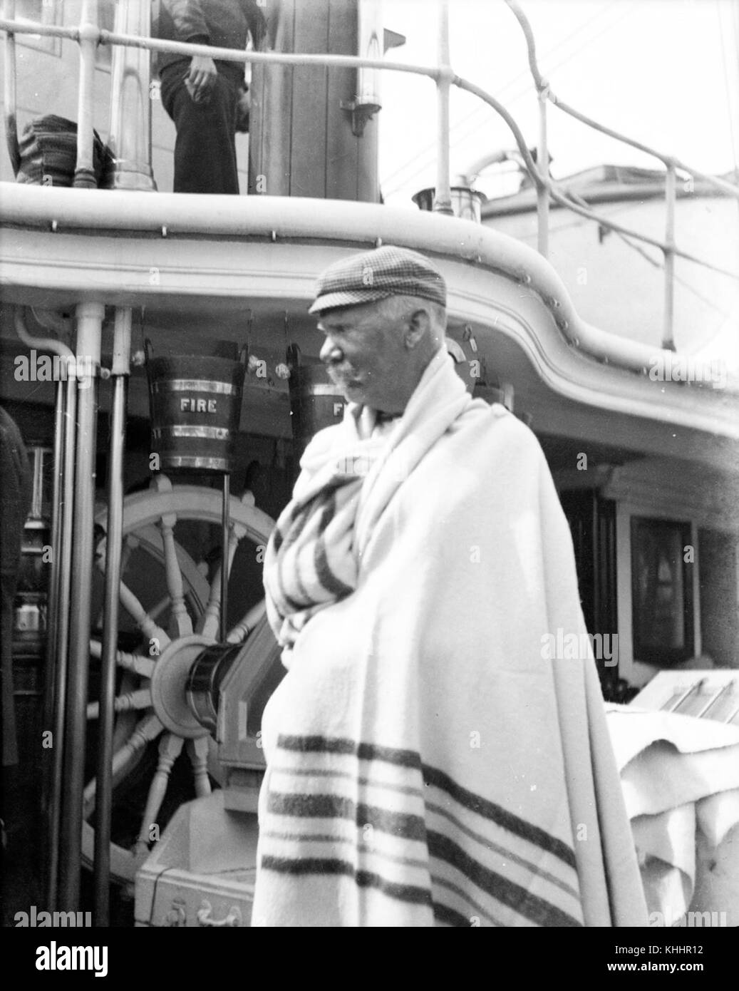 A survivor from the 'Elingamite' onboard HMS 'Penguin' Stock Photo - Alamy