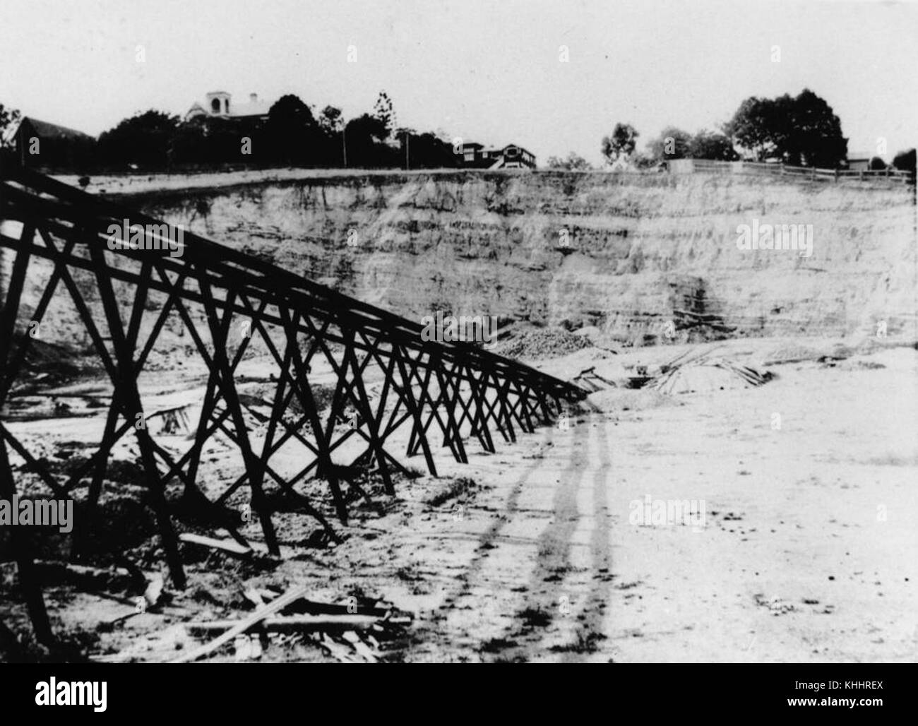 Clay pits hi-res stock photography and images - Alamy