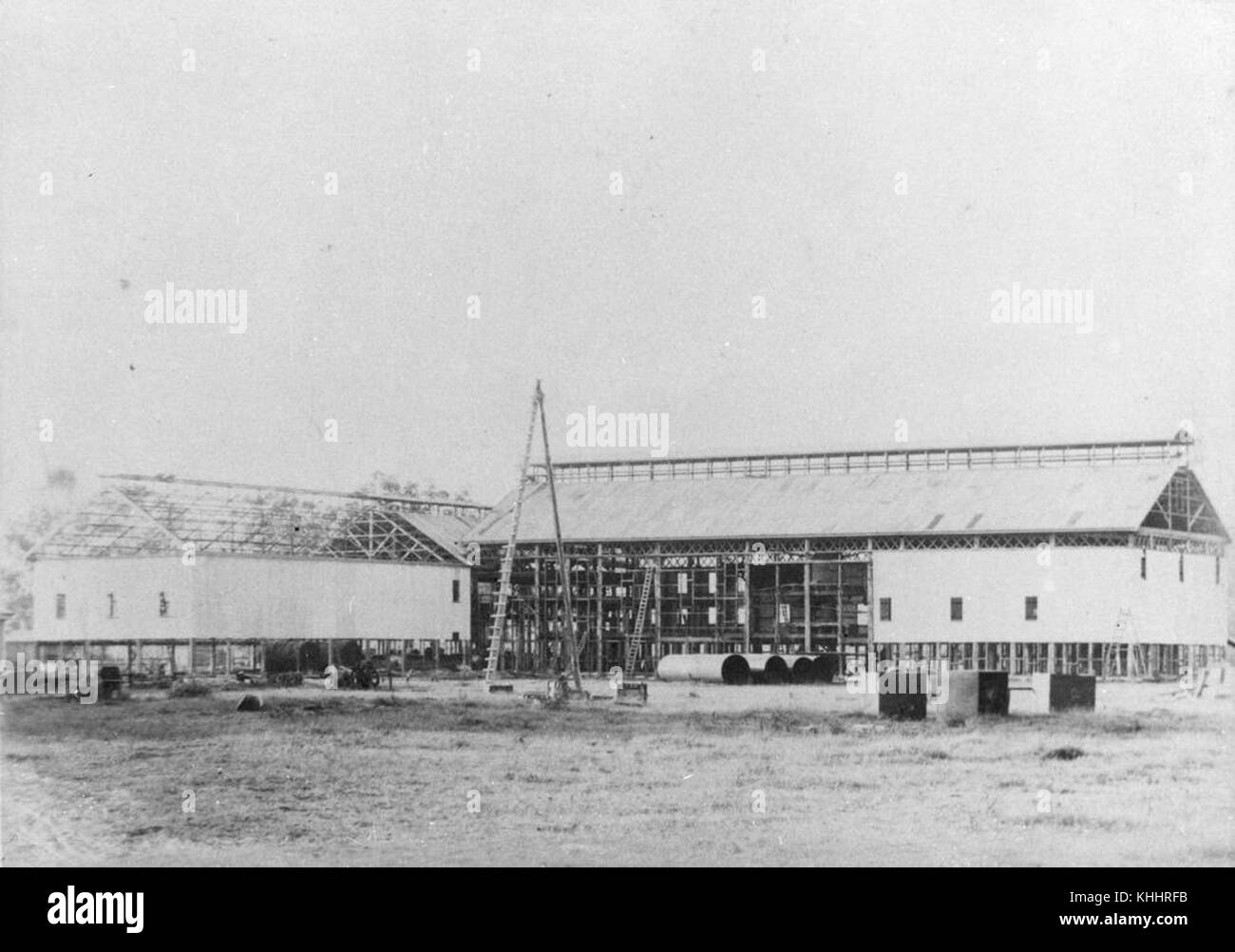 2 394797 Construction of Invicta Sugar Mill, Bundaberg, 1895 Stock ...