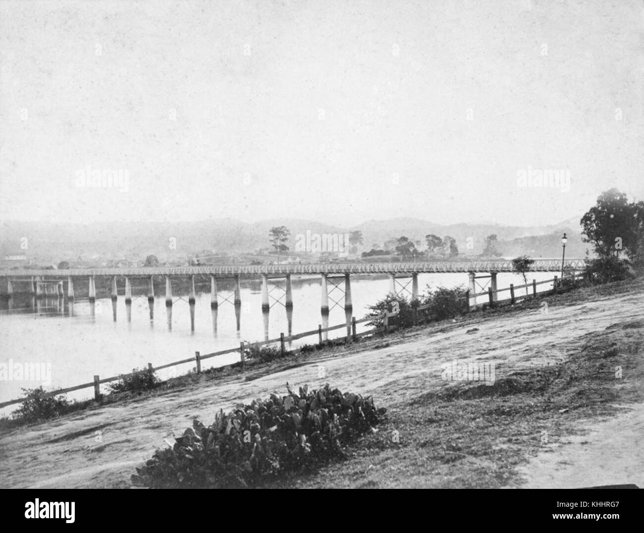 Old victoria bridge Black and White Stock Photos & Images - Alamy