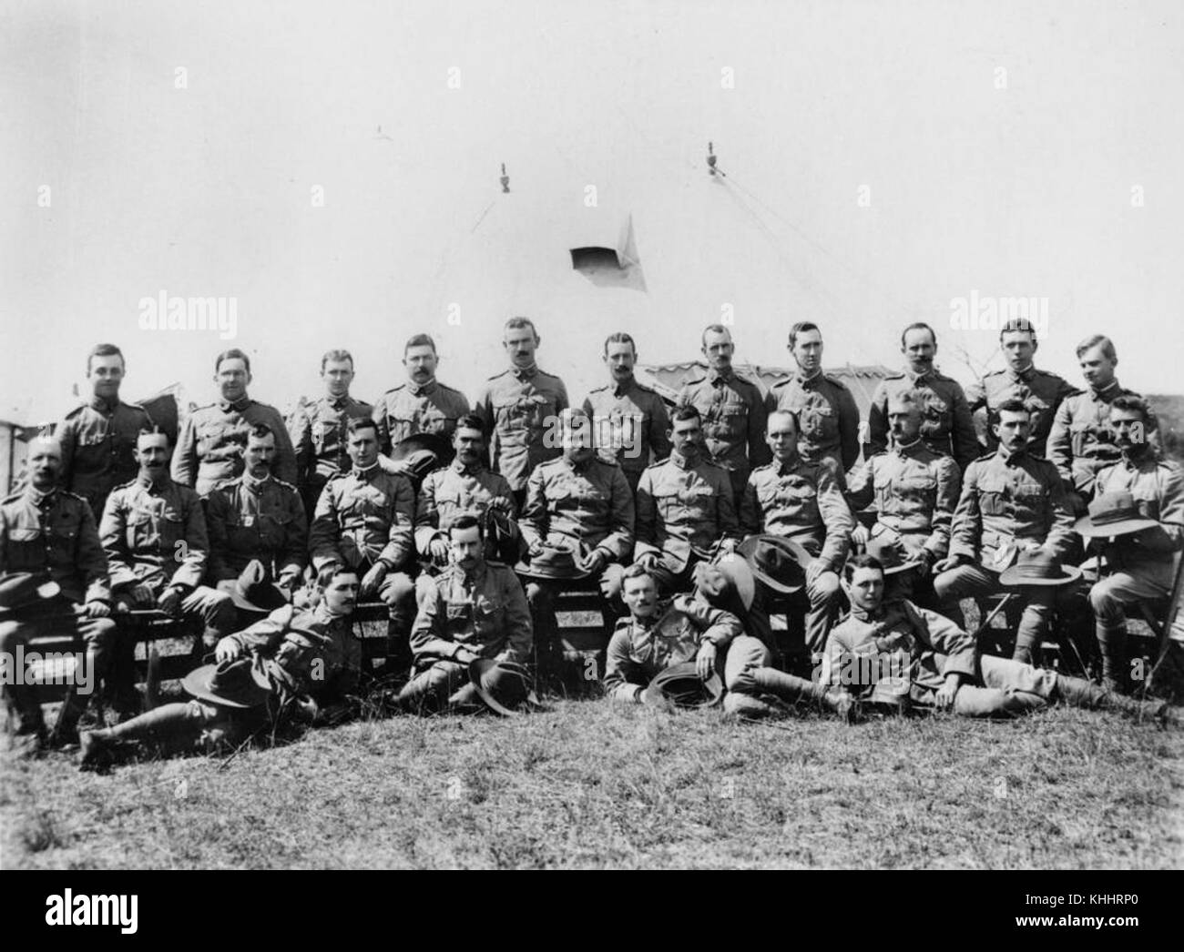 2 188939 Officers from the Moreton Regiment at Kitchener Camp, Lytton ...