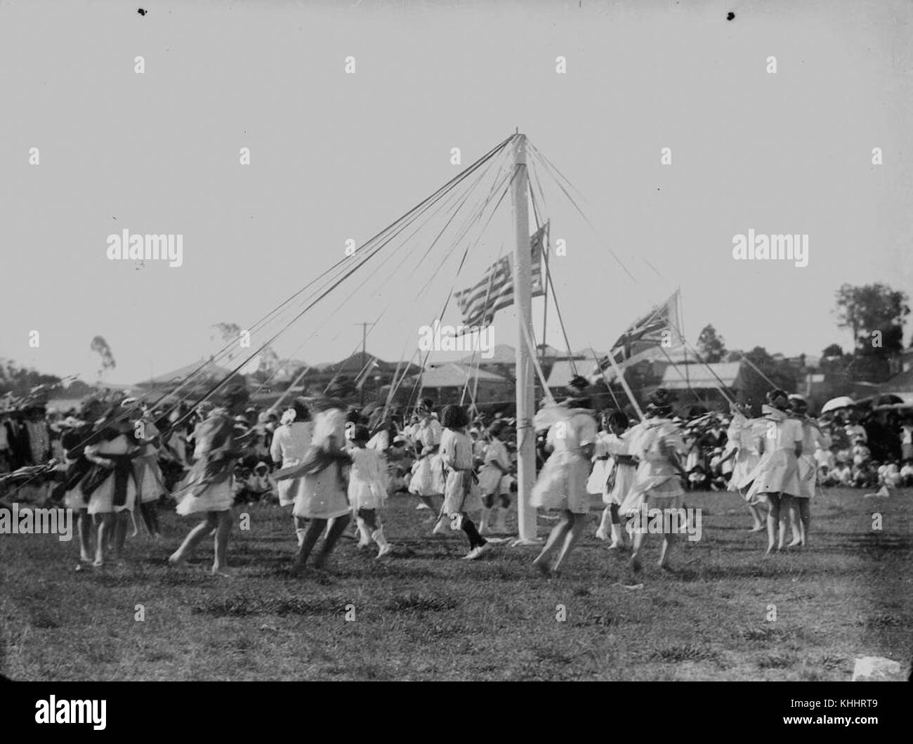 Maypole dancing, vintage hi-res stock photography and images - Alamy