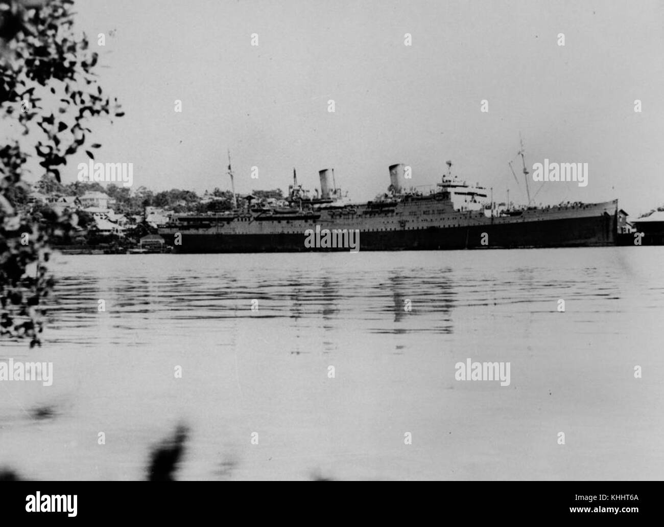 1 184711 Ship berthed at the Hamilton Docks on the Brisbane River, ca ...