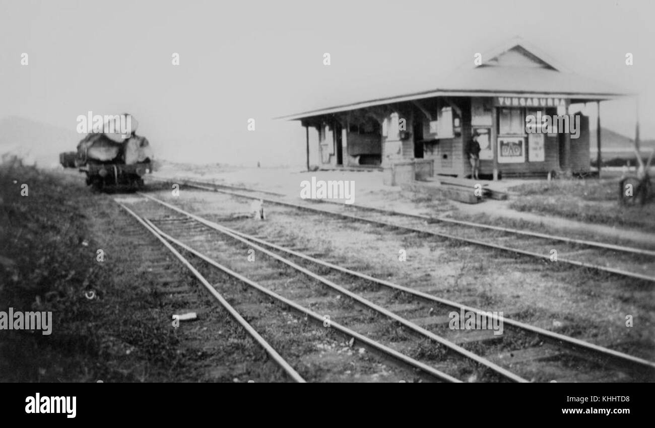 1 293839 Railway station at Yungaburra, ca. 1925 Stock Photo - Alamy