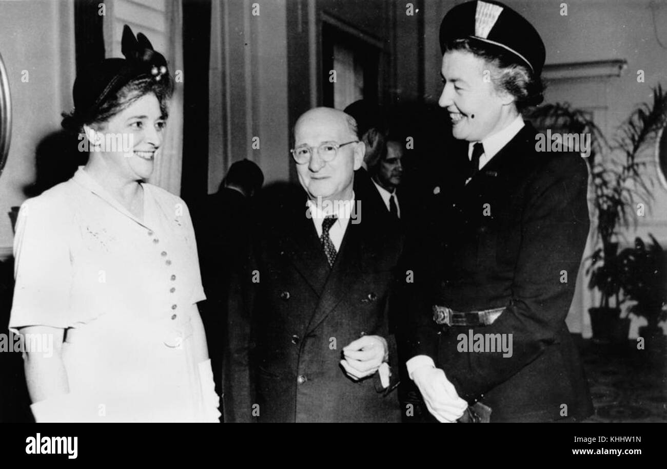 2 140655 Dame Annabelle Rankin Stock Photo - Alamy
