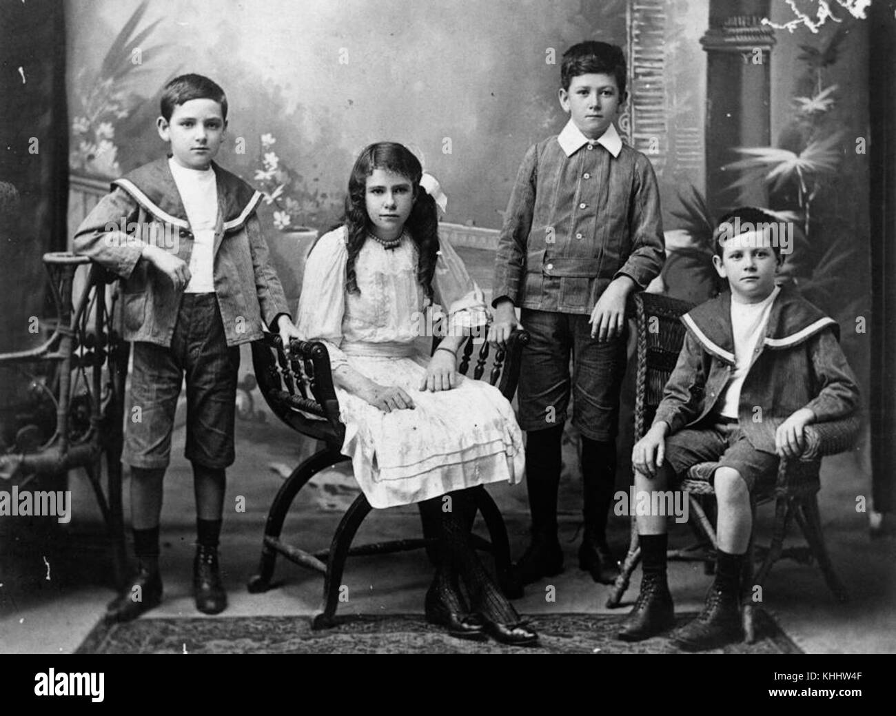 1 162539 Portrait of the Duffield children inTownsville, 1906 Stock ...