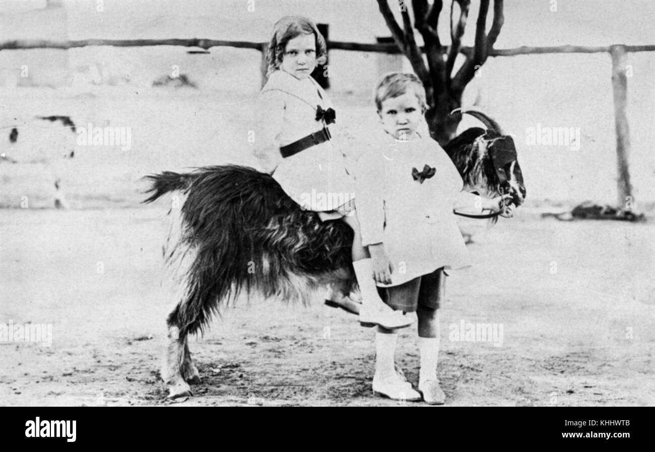 George staunton hi-res stock photography and images - Alamy