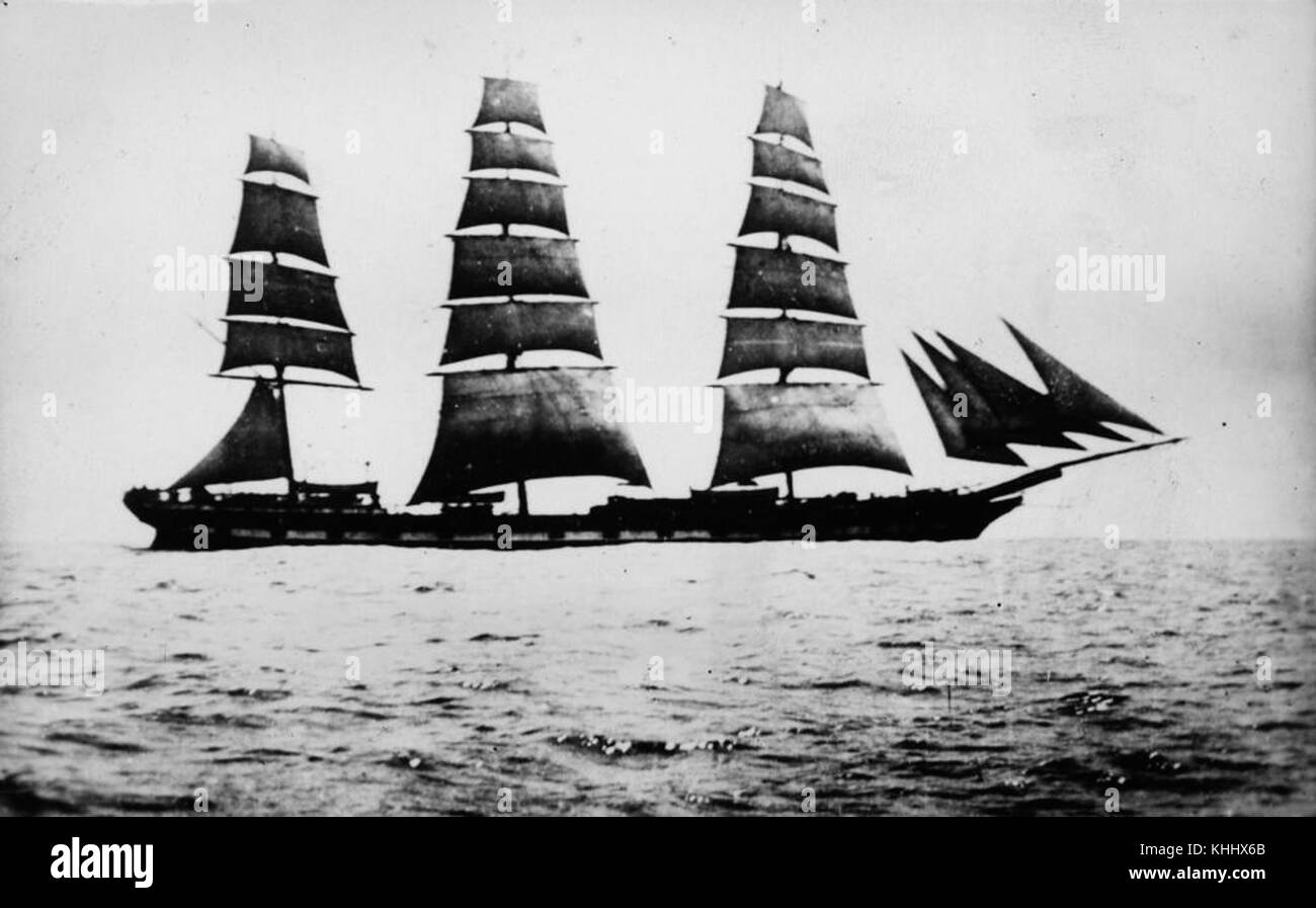 1 98780 Harbineger (ship Stock Photo - Alamy