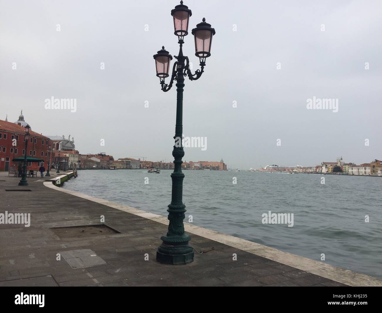 Lamp post - Venice, Italy Stock Photo - Alamy