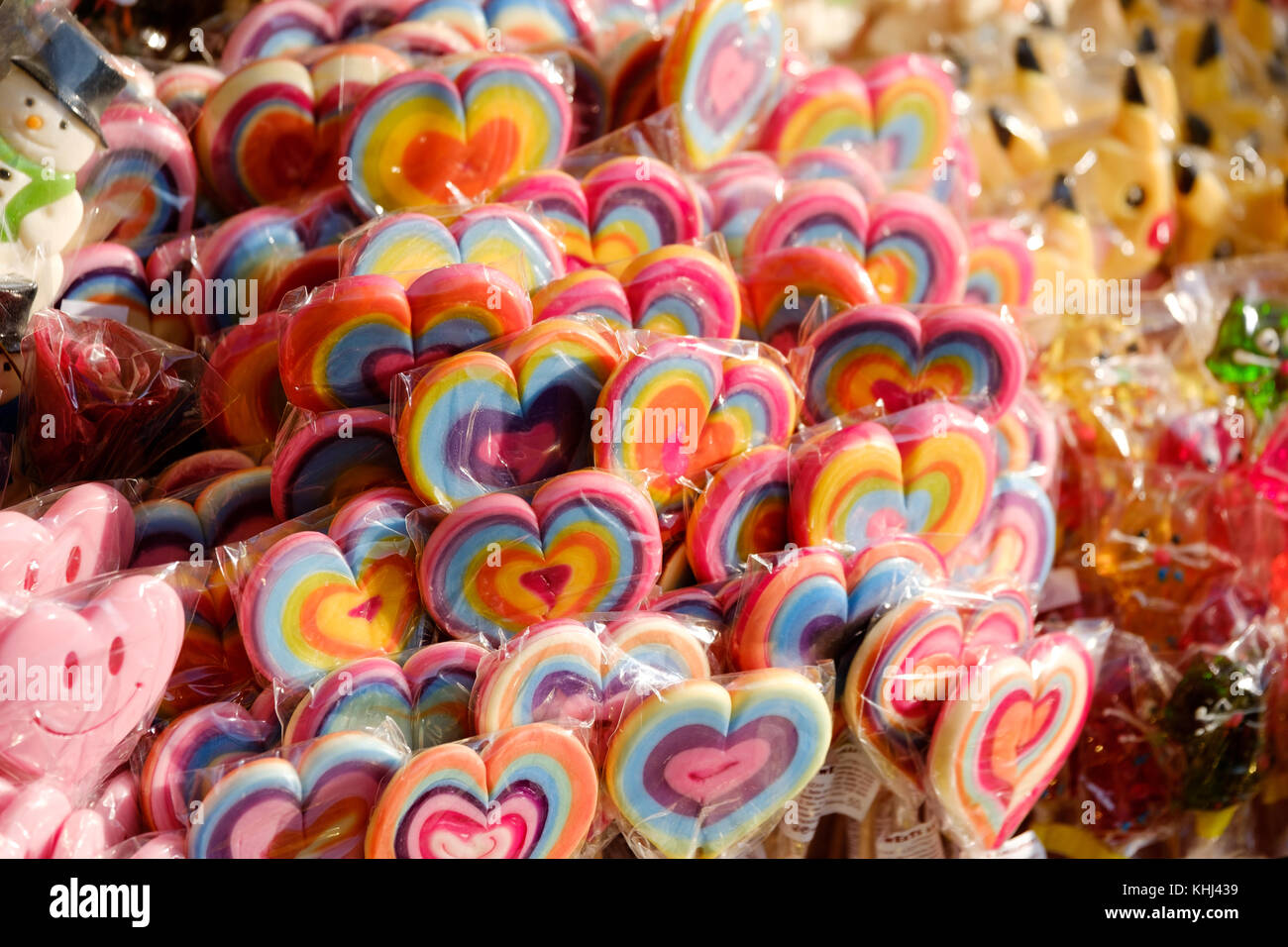 Candy store lollipops hi-res stock photography and images - Alamy