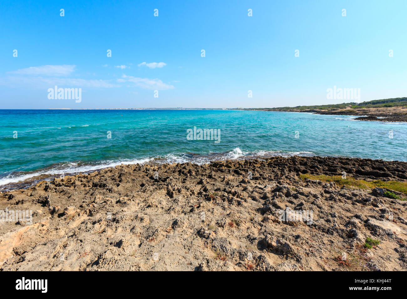 Picturesque Ionian sea beach Punta della Suina, Salento, Puglia, Italy ...