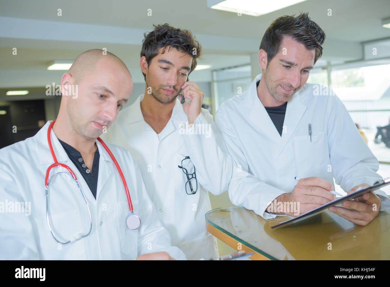 team of doctors Stock Photo - Alamy