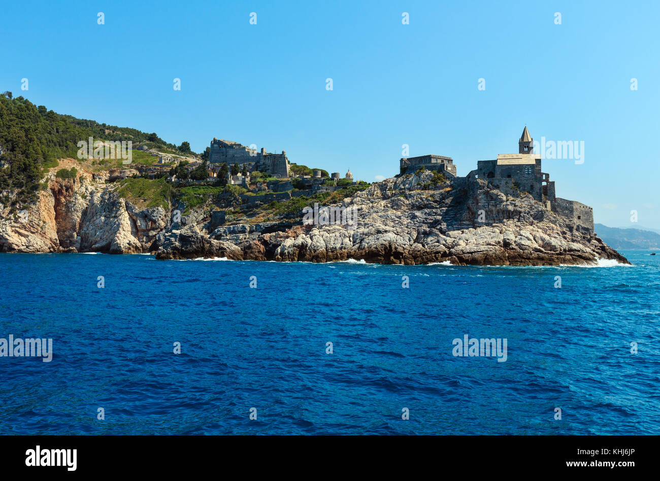 Medieval fisherman town of Portovenere (UNESCO Heritage Site) view from ...