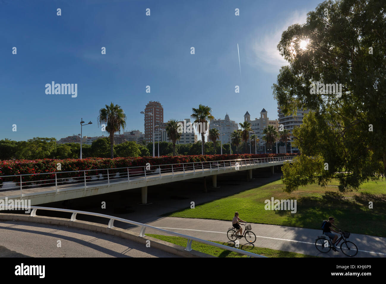 Valencia bridges hi-res stock photography and images - Alamy