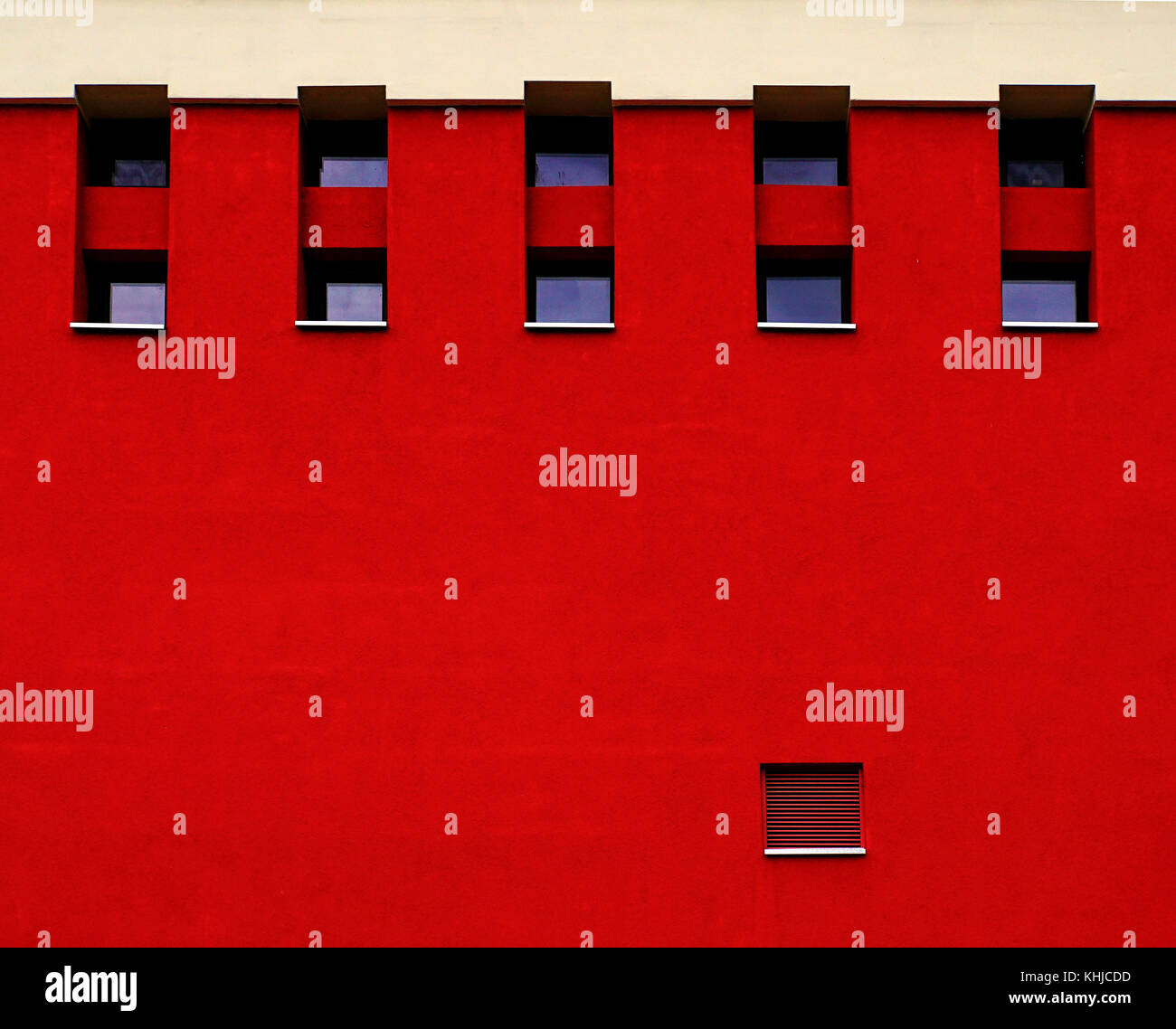 Vivid red wall backdrop Stock Photo - Alamy