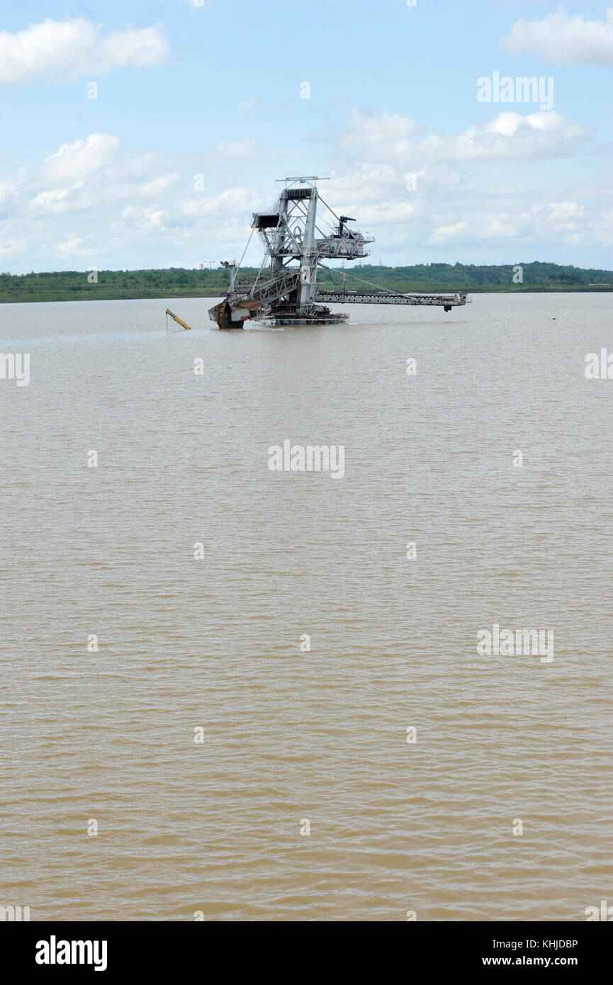 Mine flood hi-res stock photography and images - Alamy