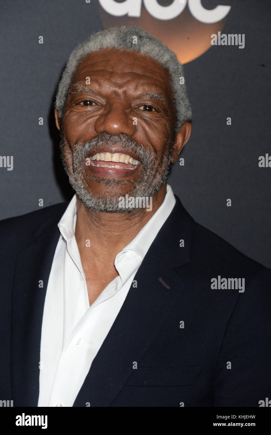 NEW YORK, NY - MAY 16: Vondie Curtis-Hall attends the 2017 ABC Upfront ...