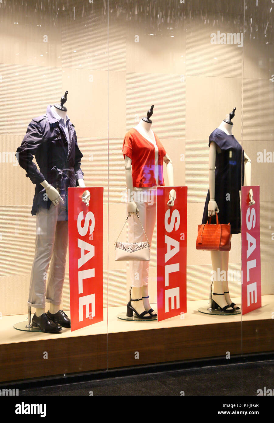 sale sign at mall Stock Photo - Alamy