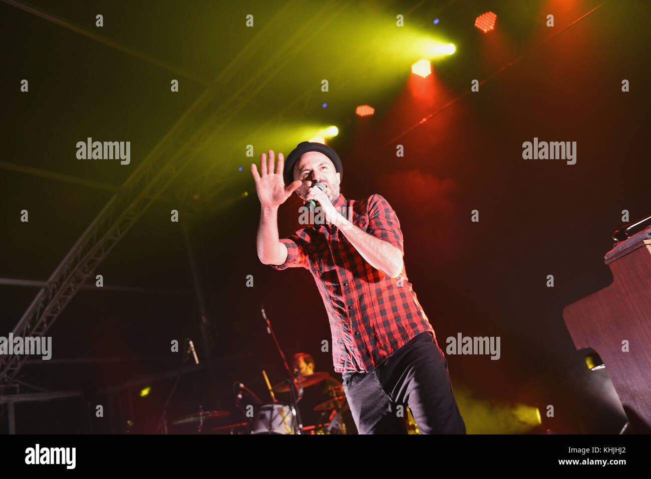 Napoli, Italy. 16th Nov, 2017. Italian singer-songwriter Samuel Romano ...