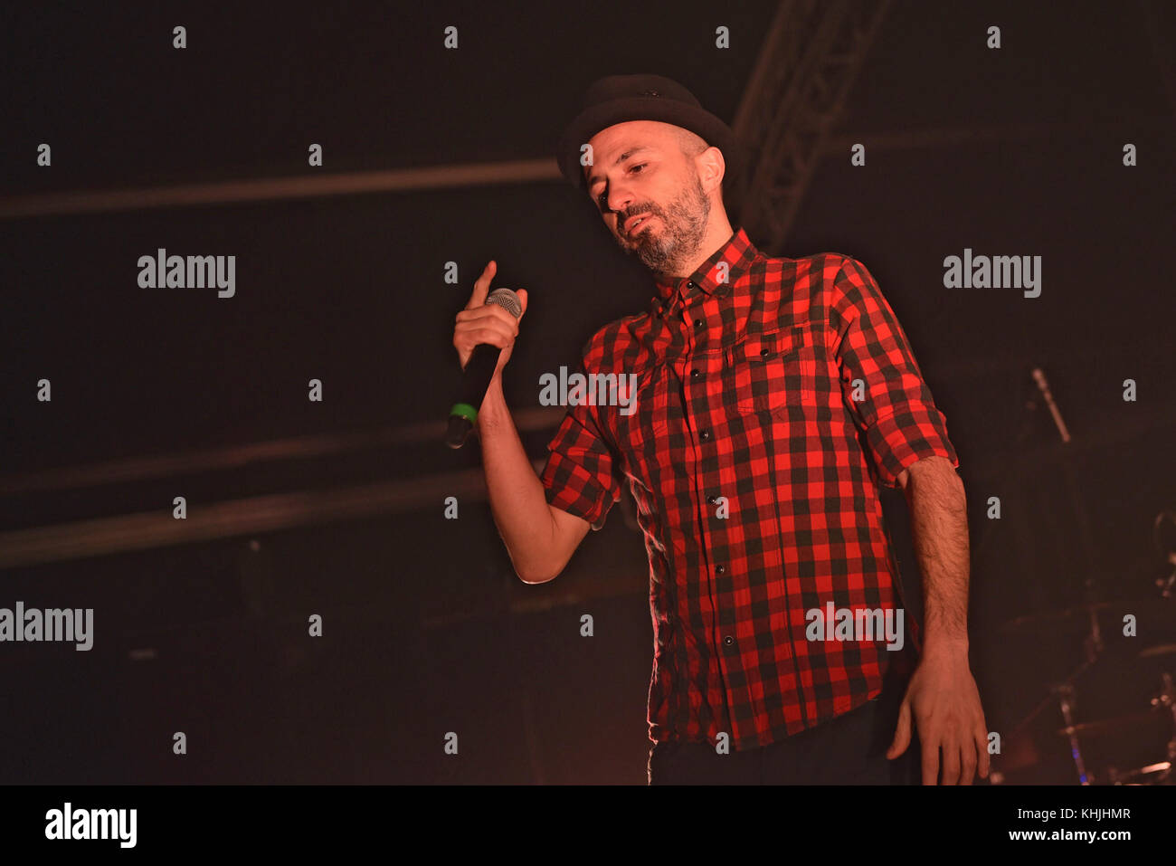 Napoli, Italy. 16th Nov, 2017. Italian singer-songwriter Samuel Romano ...