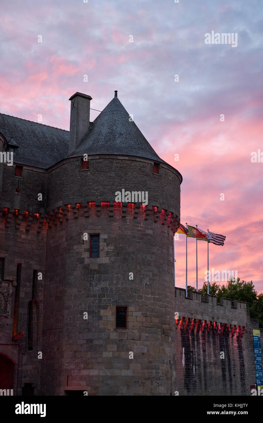 Guerande brittany hi-res stock photography and images - Alamy