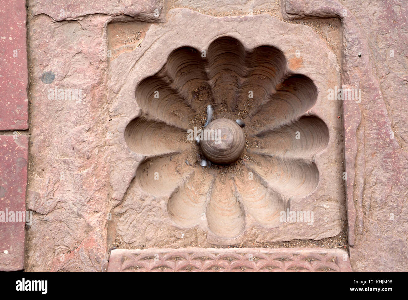 Architectural floral detail of Red Fort of Agra Stock Photo - Alamy