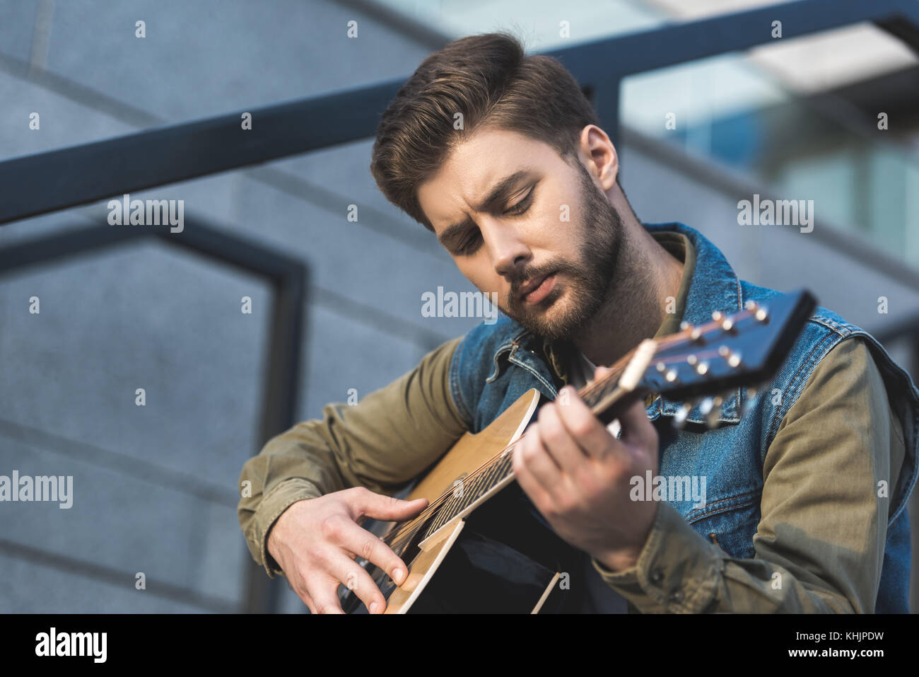 man playing guitar Stock Photo - Alamy