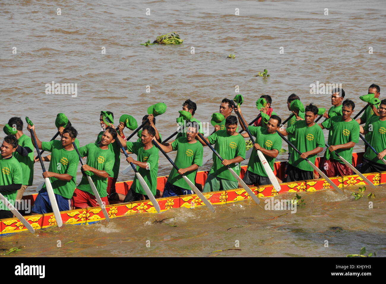 Cambodia boat race hi-res stock photography and images - Alamy