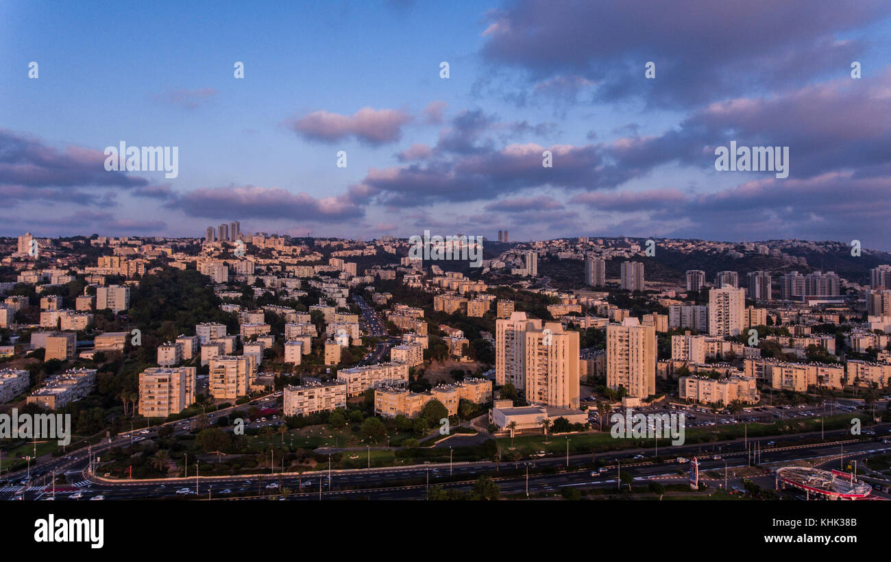 Haifa buildings hi-res stock photography and images - Alamy
