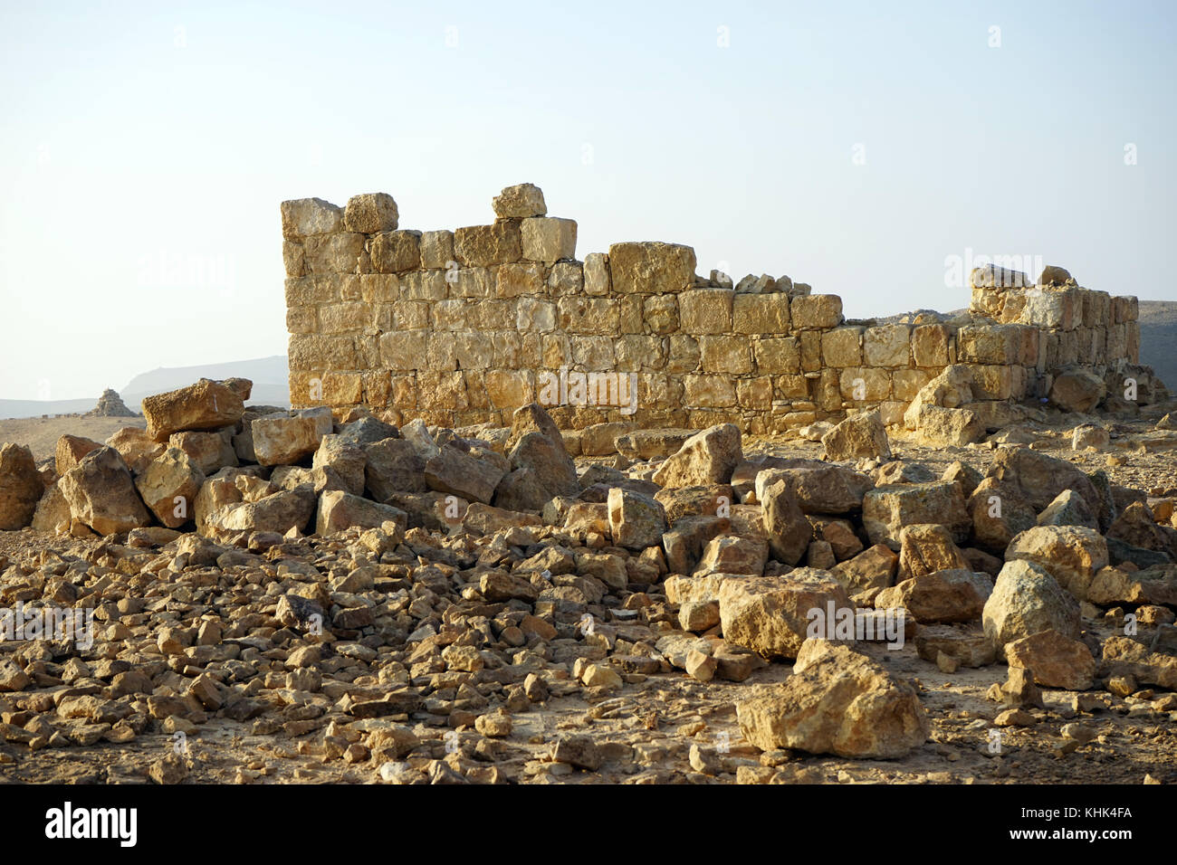 Wall of ancient building in Negev desert, Israel Stock Photo - Alamy