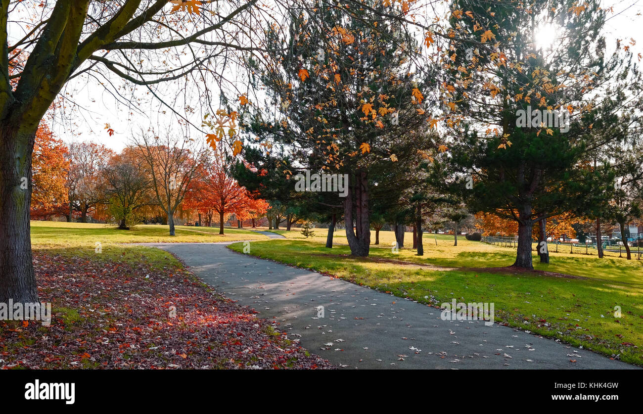 Season in england hi-res stock photography and images - Alamy