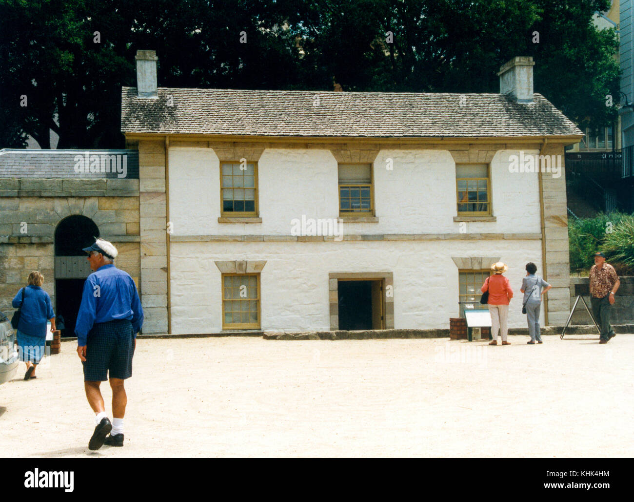 CADMAN COTTAGEin Sydney second oldest building,built 1816 on the shore ...