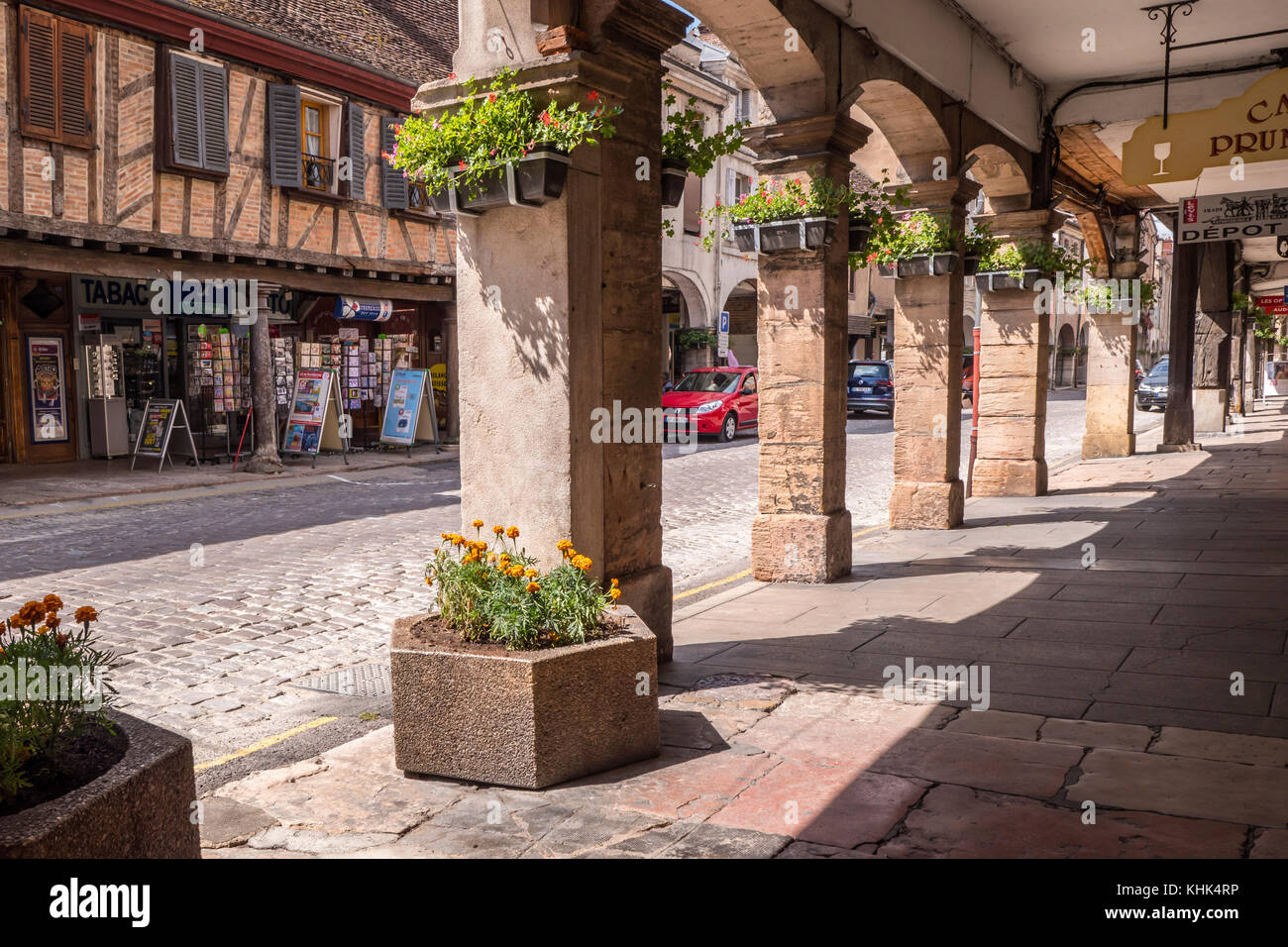 Grande-Rue Louhans Saone-et-Loire Bourgogne-Franche-Comte France Stock ... Grande-Rue Louhans Saone-et-Loire Bourgogne-Franche-Comte France Stock ...