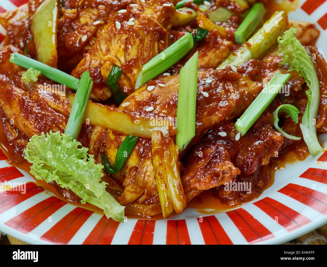 Chinese Healthy Hunan Style Chicken Stir Fry Stock Photo - Alamy