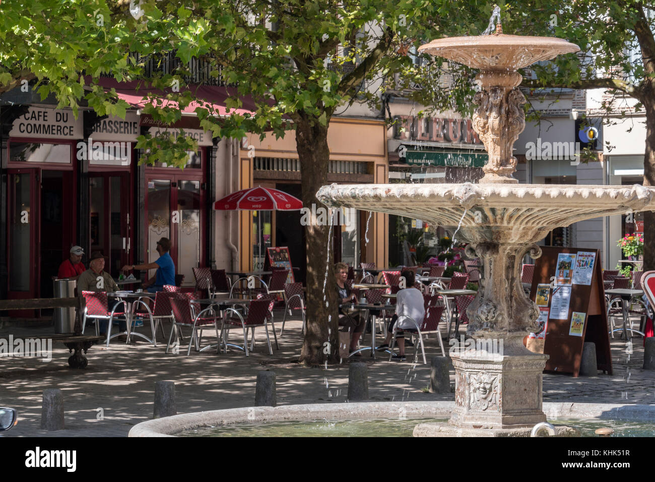 Champagne marne france cafe hi-res stock photography and images - Alamy