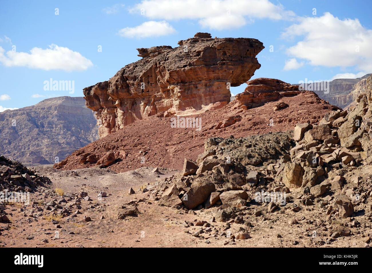 Red color rocks in Timna park in Negev desert, Israel Stock Photo - Alamy