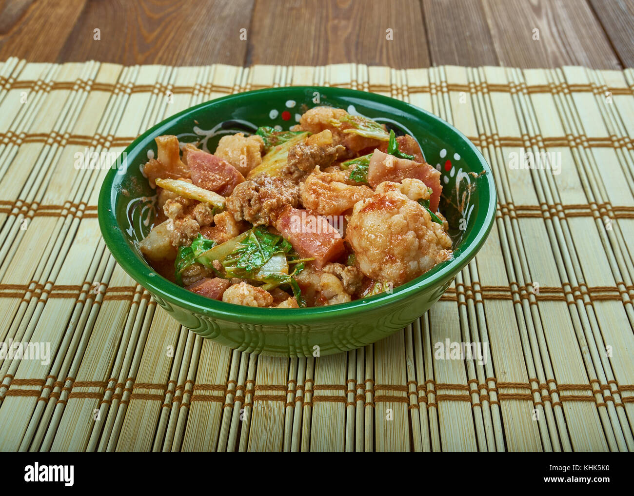 Arnabit Matbukh - Egyptian stewed cauliflower Stock Photo - Alamy
