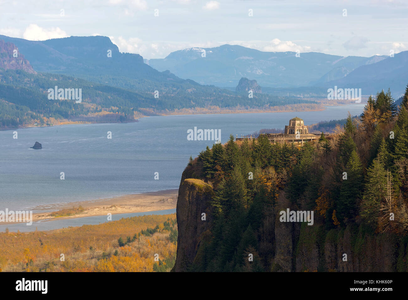 Vista House on Crown Point Oregon at Columbia River Gorge with Beacon ...