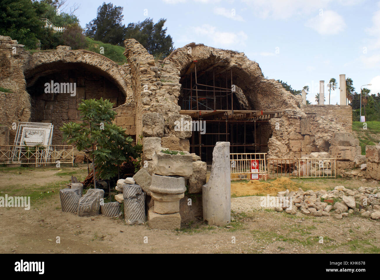 Carthage roman columns hi-res stock photography and images - Alamy
