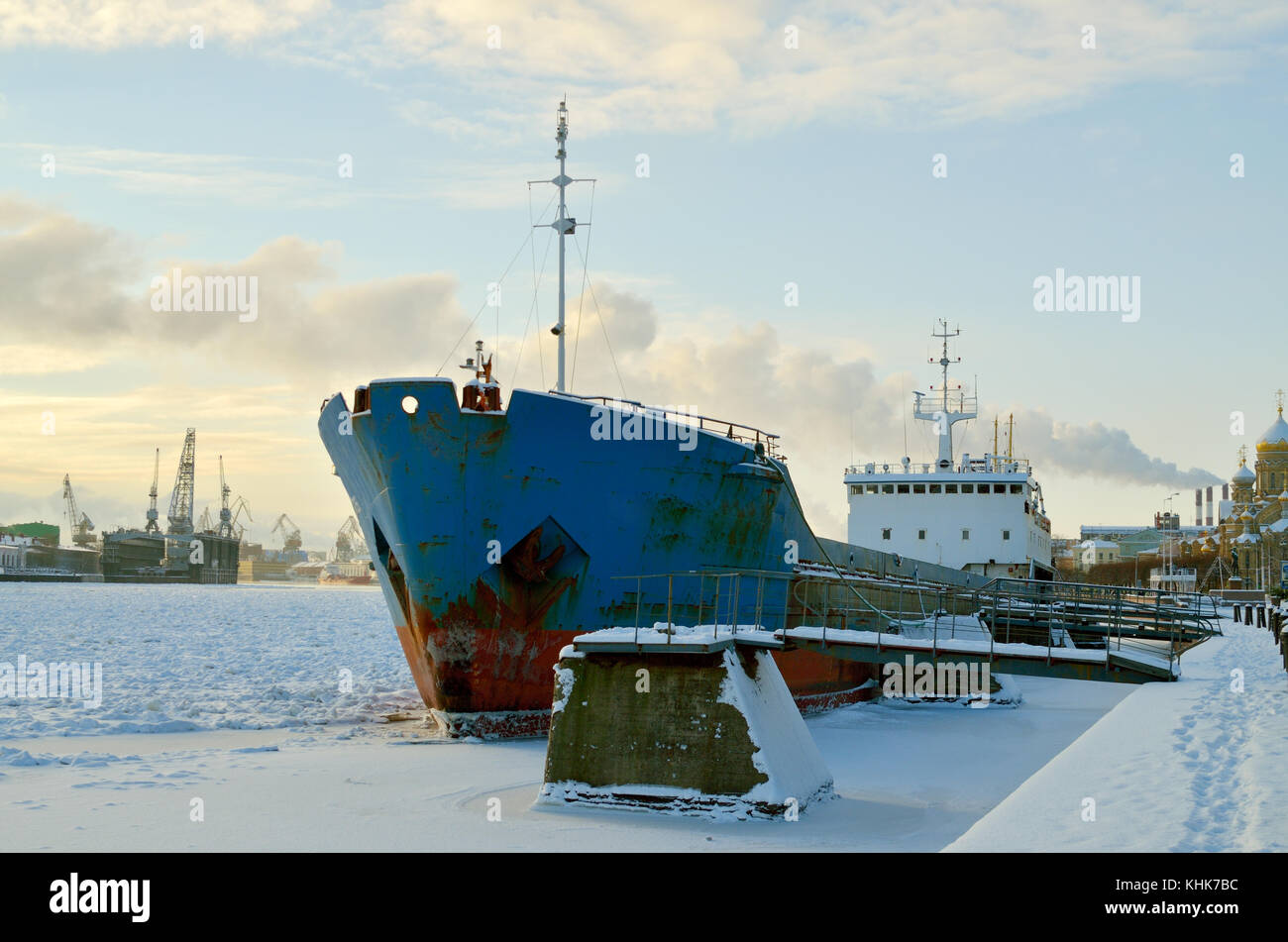 Cargo ship at berth.It is empty and will be loaded Stock Photo - Alamy