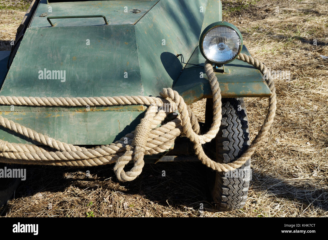 Towing vehicles hi-res stock photography and images - Alamy