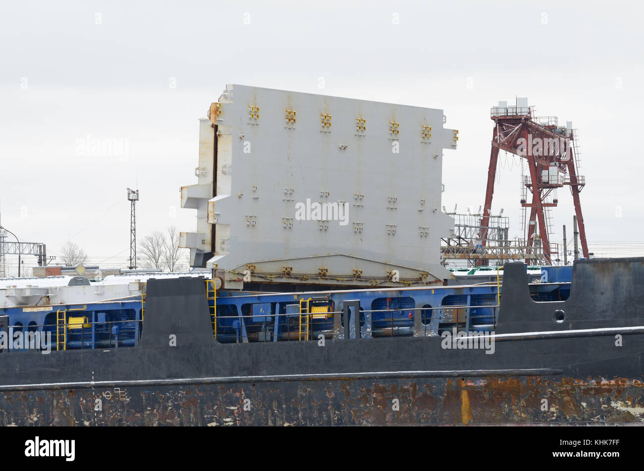 Cargo Hatch Stock Photos & Cargo Hatch Stock Images - Alamy